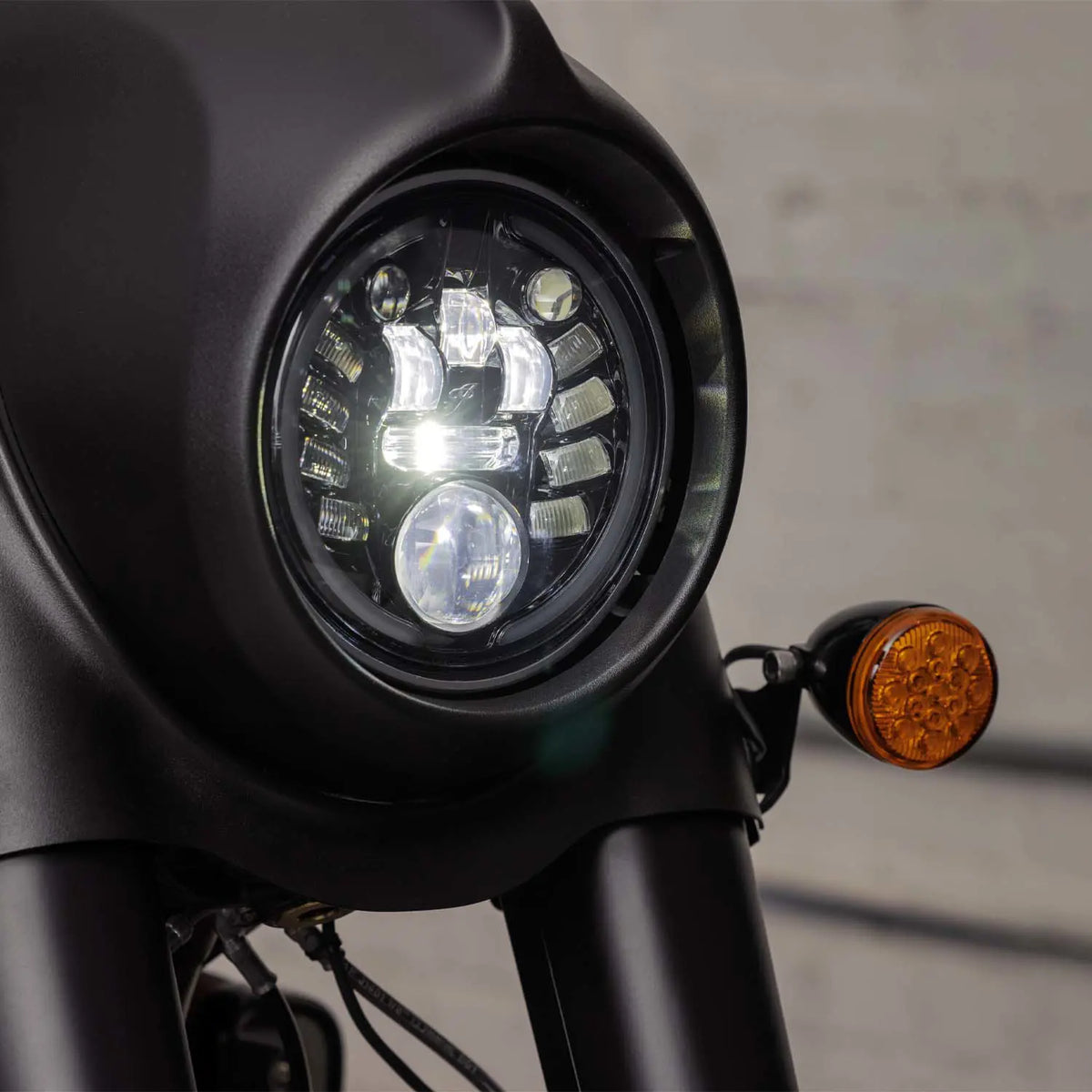 Pathfinder Adaptive LED Headlight – Indian Motorcycle Australia