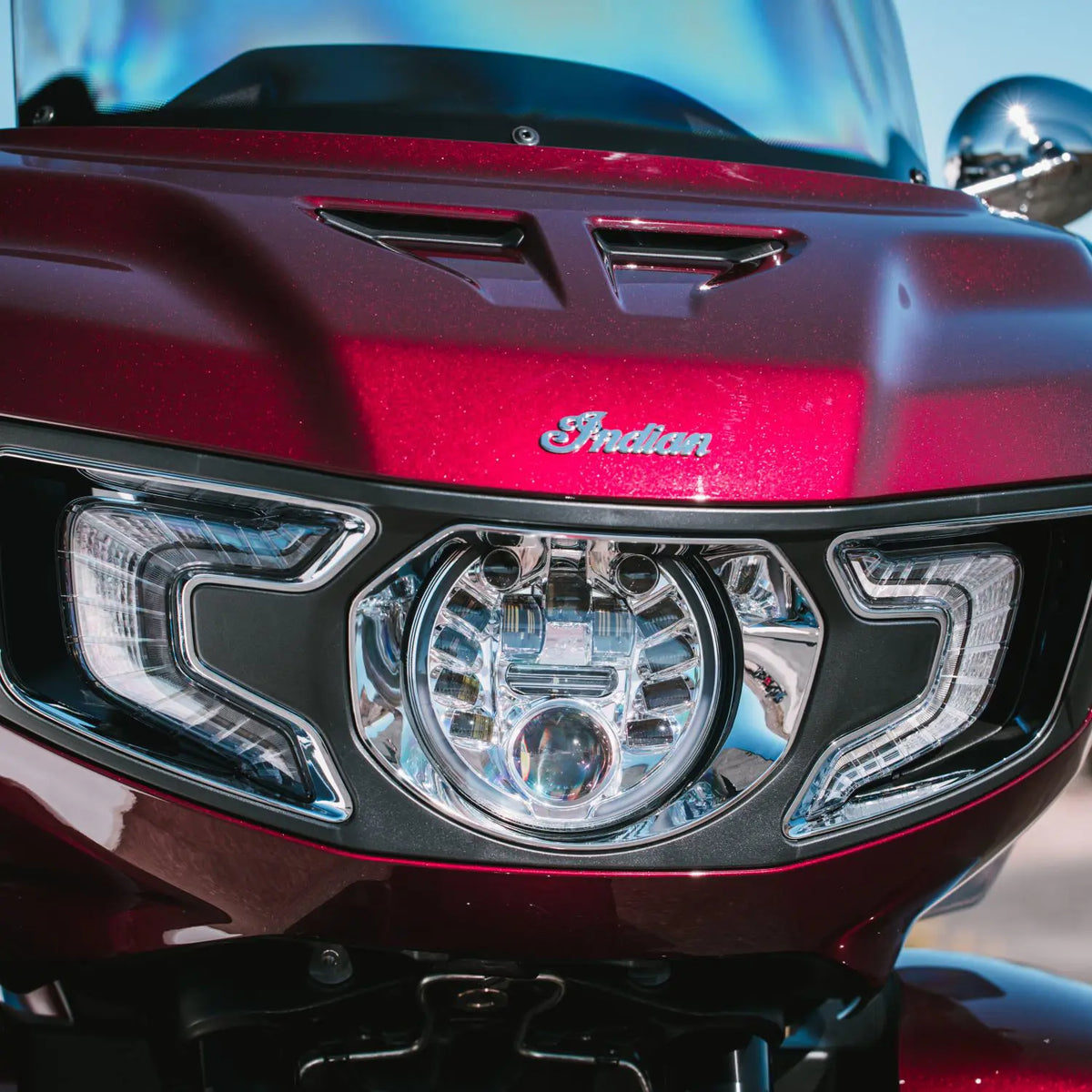 Pathfinder Adaptive LED Headlight – Indian Motorcycle Australia